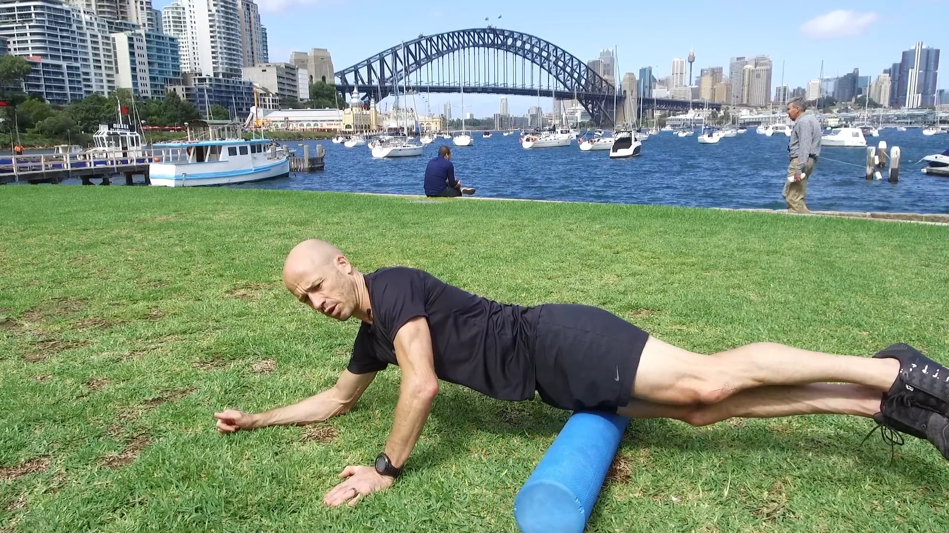 Foam Roll Your Quads to reduce knee pain and ITB symptoms - Streek App