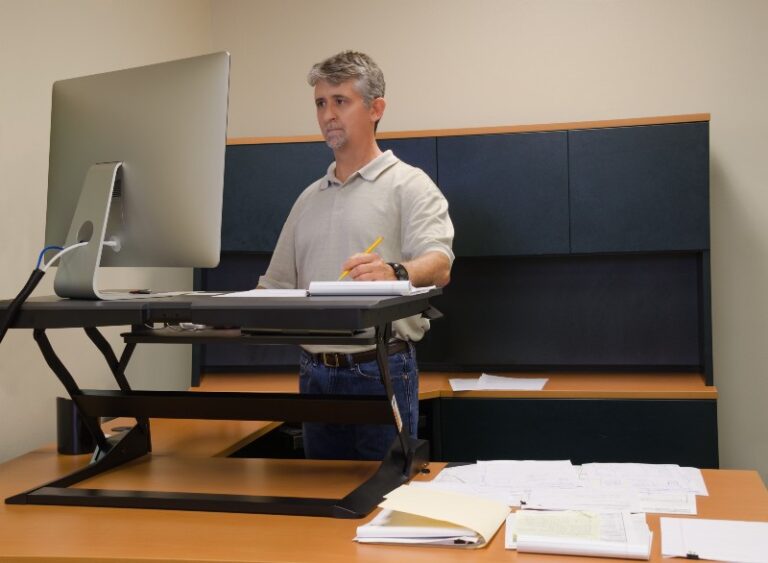 Standing At Work – It might help you run faster - Streek App